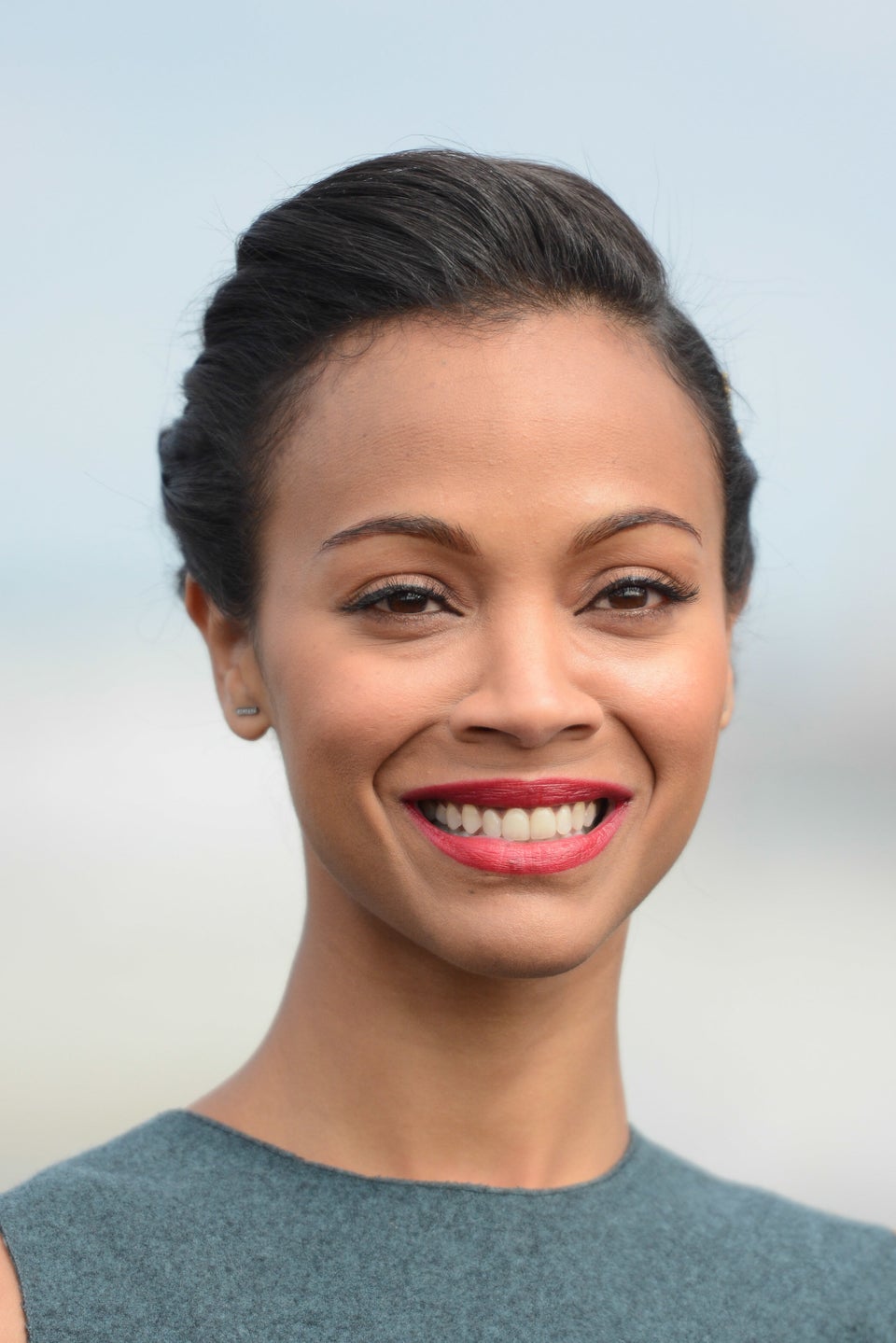 Zoe Saldana Knows How To Nail The Perfect Red Lip | HuffPost Life