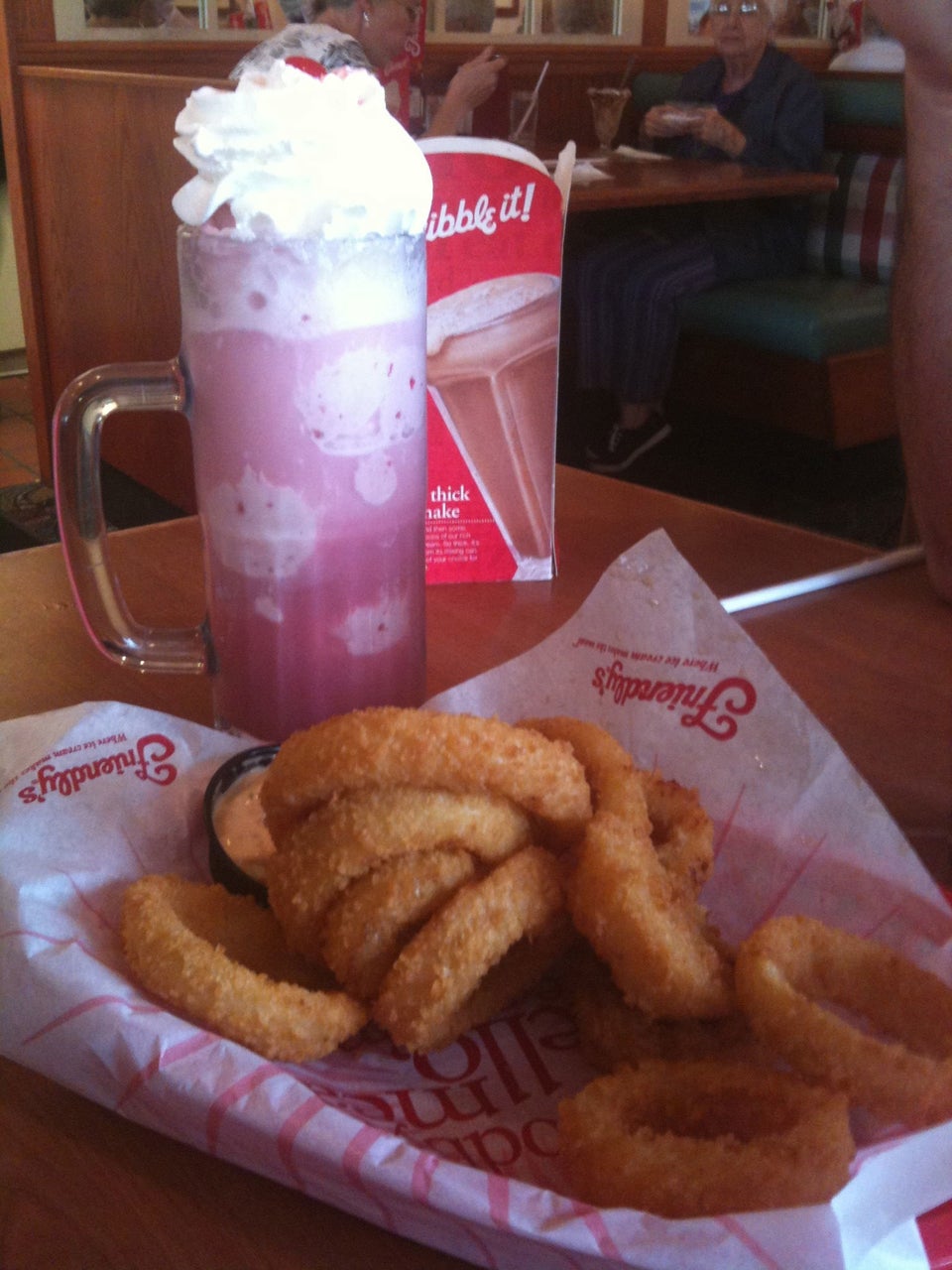 10 Reasons Friendly's Is The Best Chain Restaurant In The Country ...