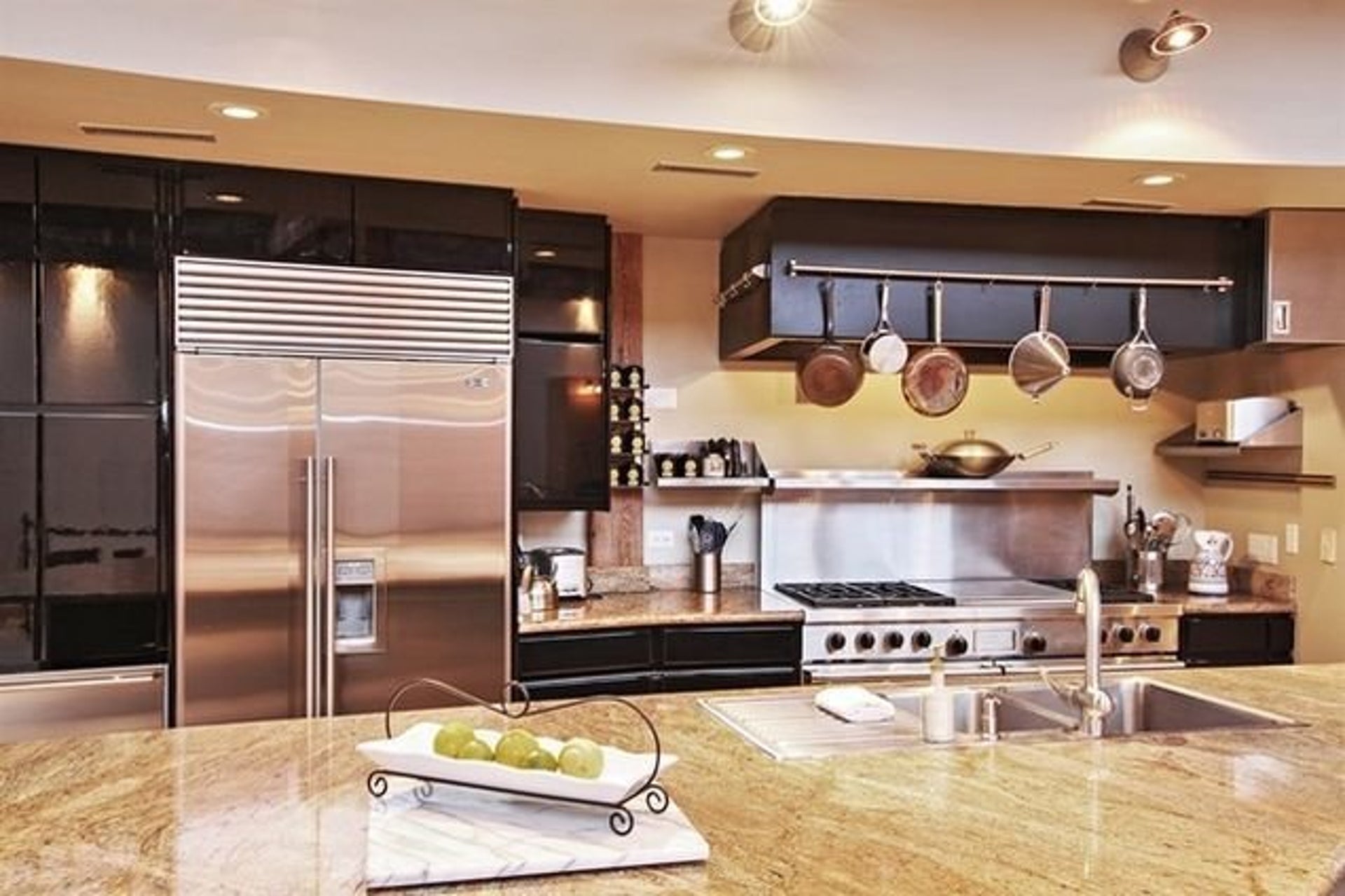 Gorgeous Loft From 'High Fidelity' Hits Chicago Market For $1.195 ...