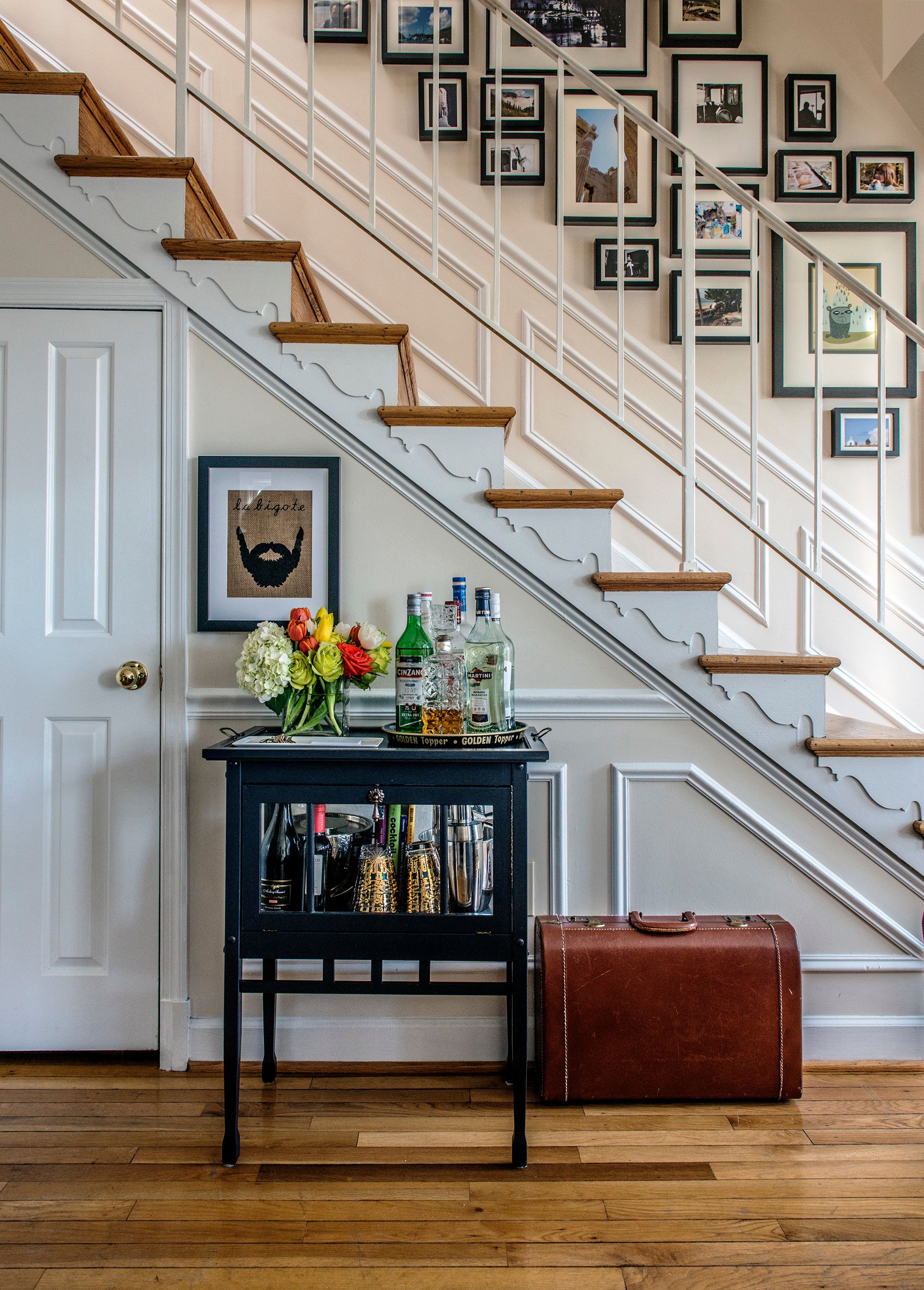 7 Decor Ideas That Will Make The Most Out Of Any Hallway | HuffPost Life