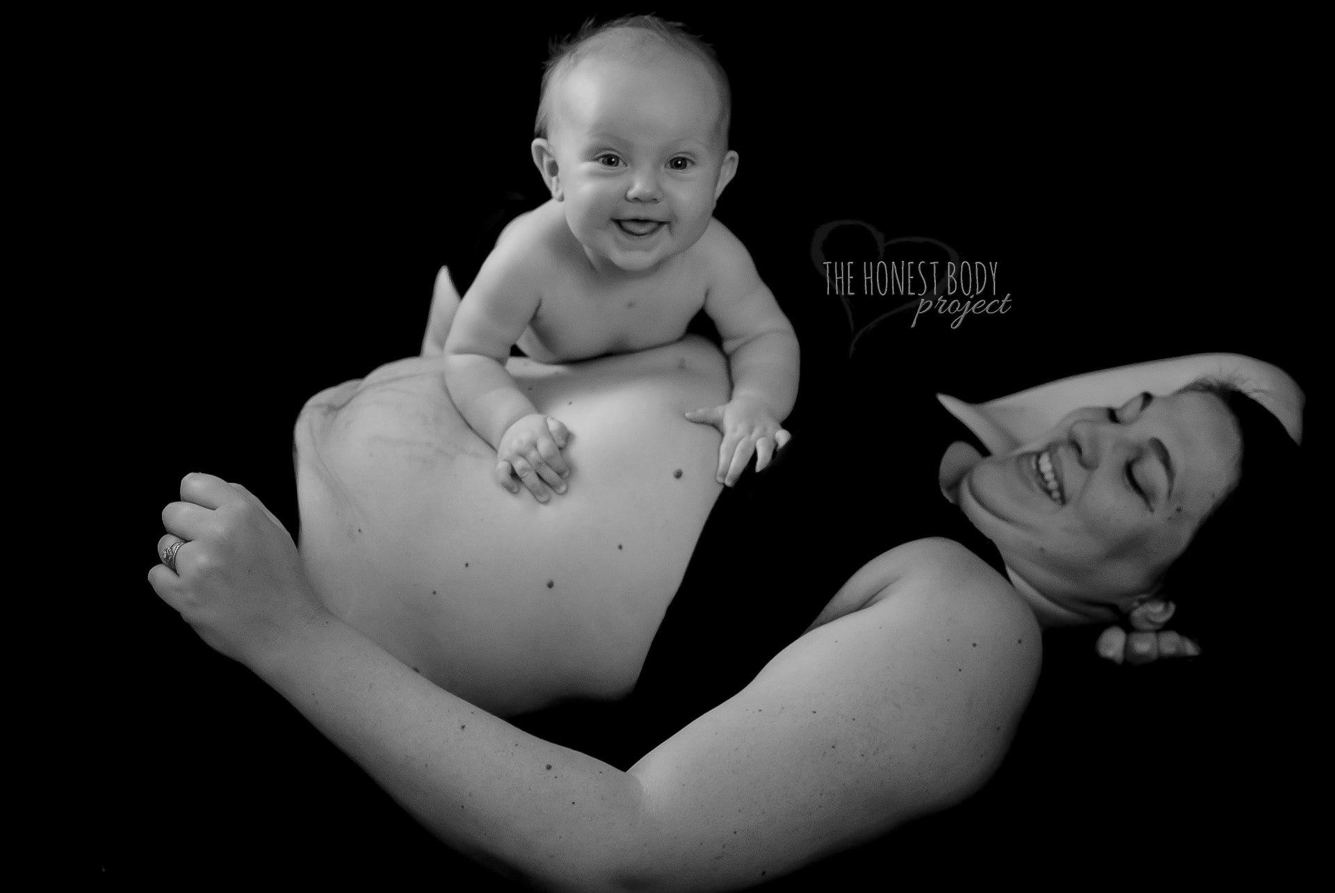 25 Moms Bare Their Bodies And Souls In 'The Honest Body Project ...