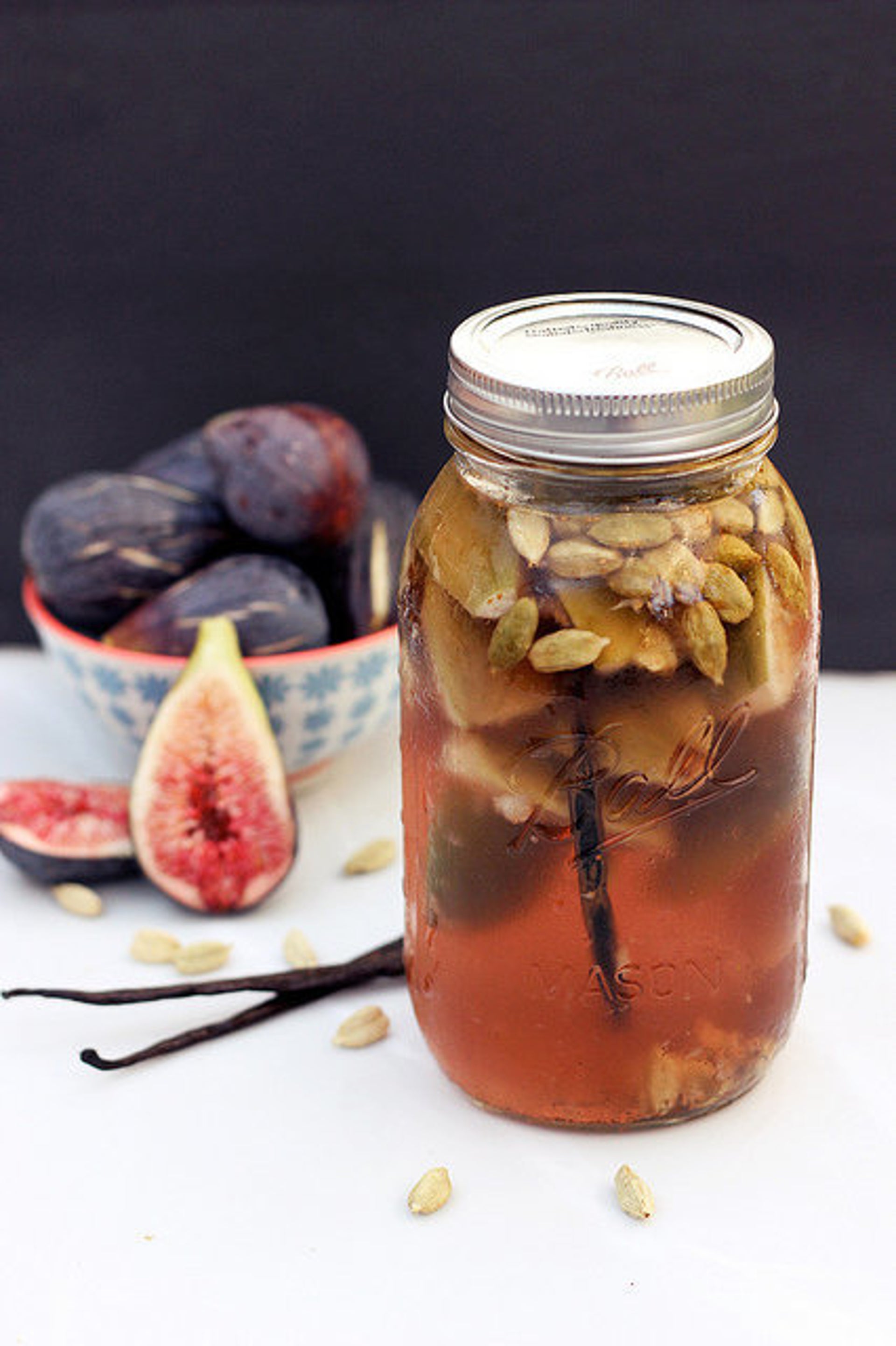 7 DIY Vodka Infusions That'll Seriously Upgrade Your Homemade Cocktails ...