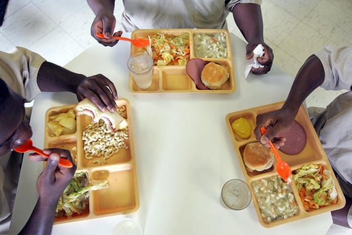 Better Nutrition In Prisons Needed: AMA | HuffPost Life