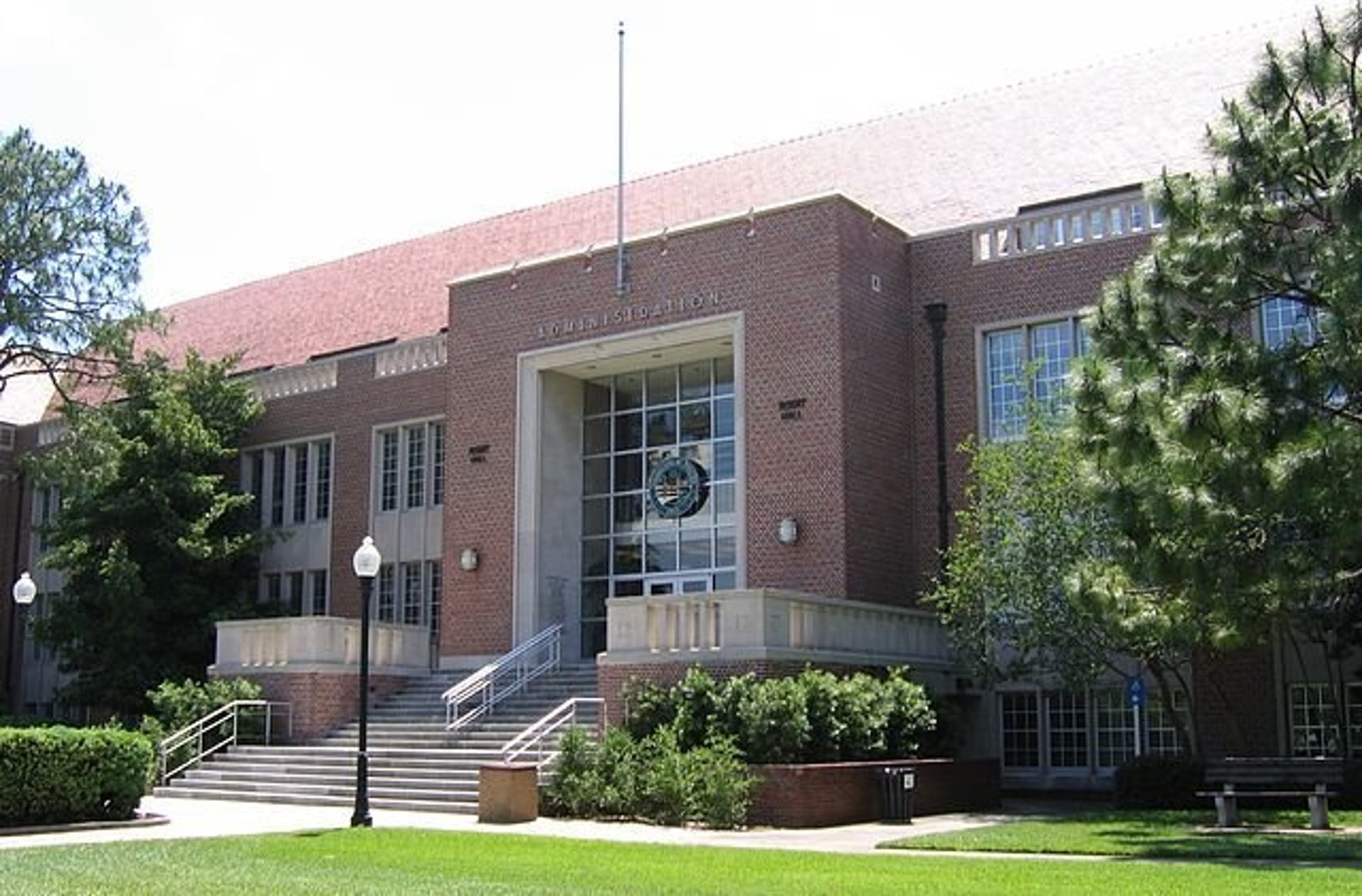 Somebody Give This High Schooler An Award For Her (Fake) Harvard ...