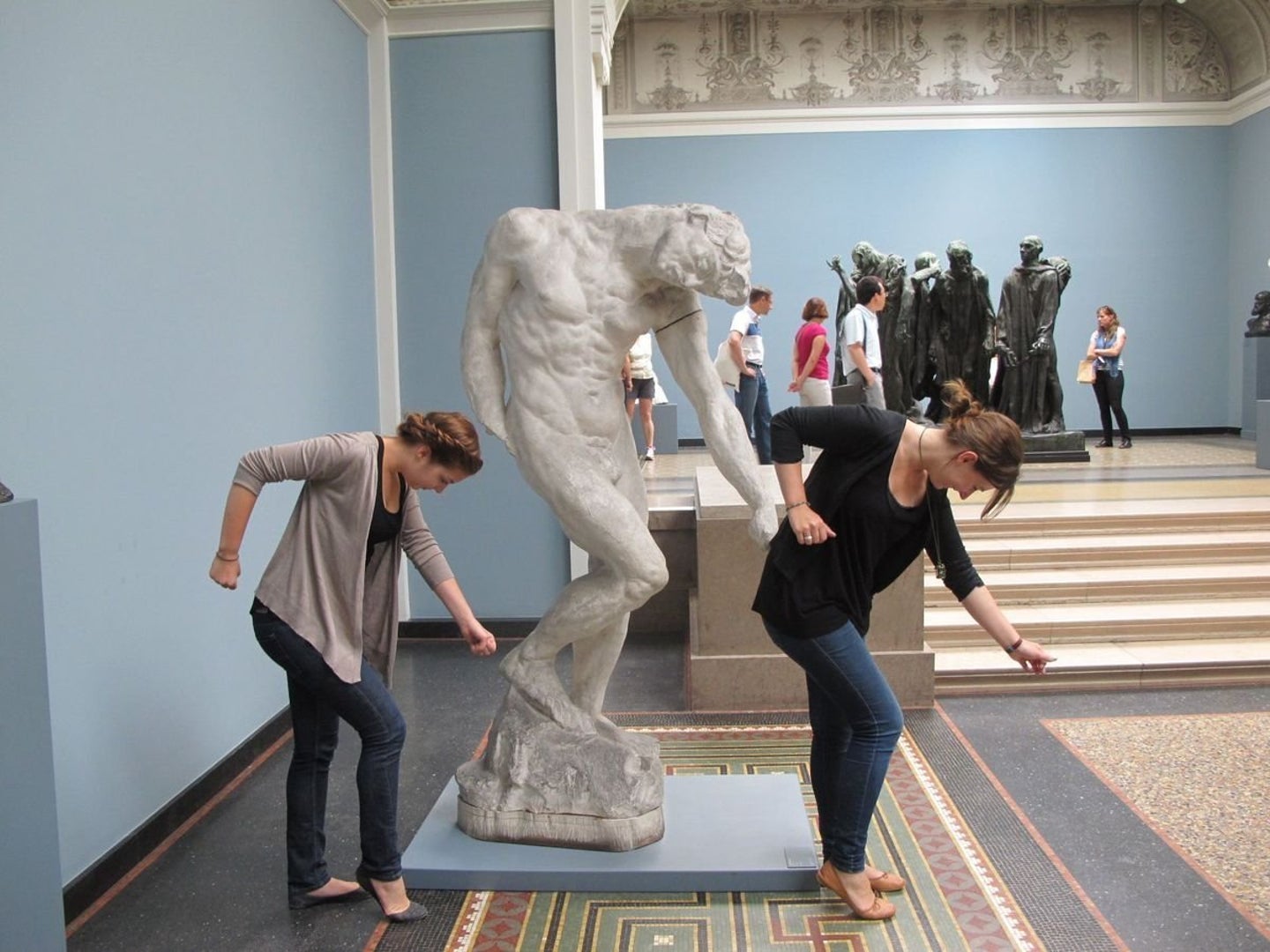 21 People Having Way Too Much Fun At The Museum | HuffPost Entertainment