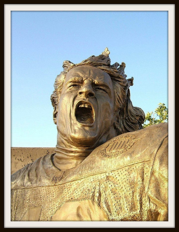 Weird Monuments To Famous People | HuffPost Weird News