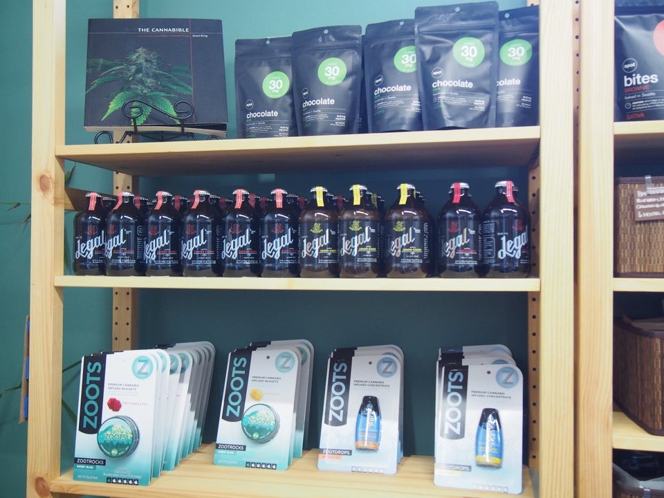 What It's Like Inside A Legal Marijuana Shop (PHOTOS) | HuffPost Weird News