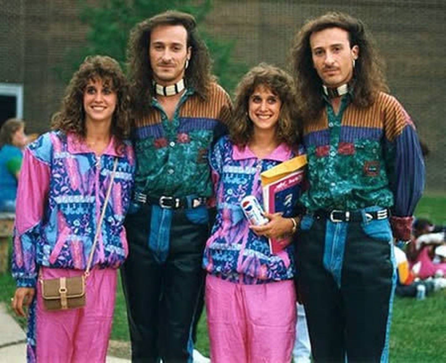 10 Bizarre Identical Twins Marriages | HuffPost Weird News