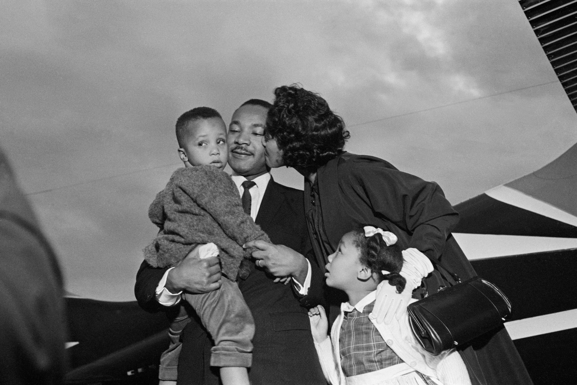 These Incredible Family Photos of MLK Show A Side Of Him That Will Warm ...