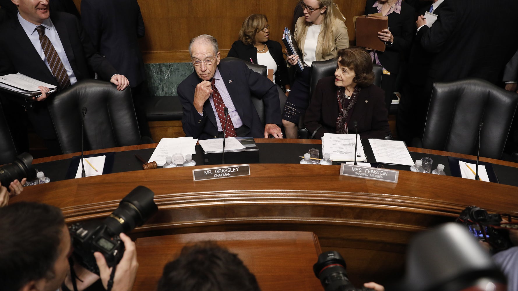 Democrats Walk Out On Senate Judiciary Committee Before Kavanaugh Vote