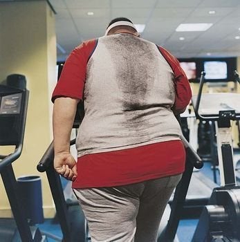 College's Too-Fat-To-Graduate Rule Under Fire | HuffPost College