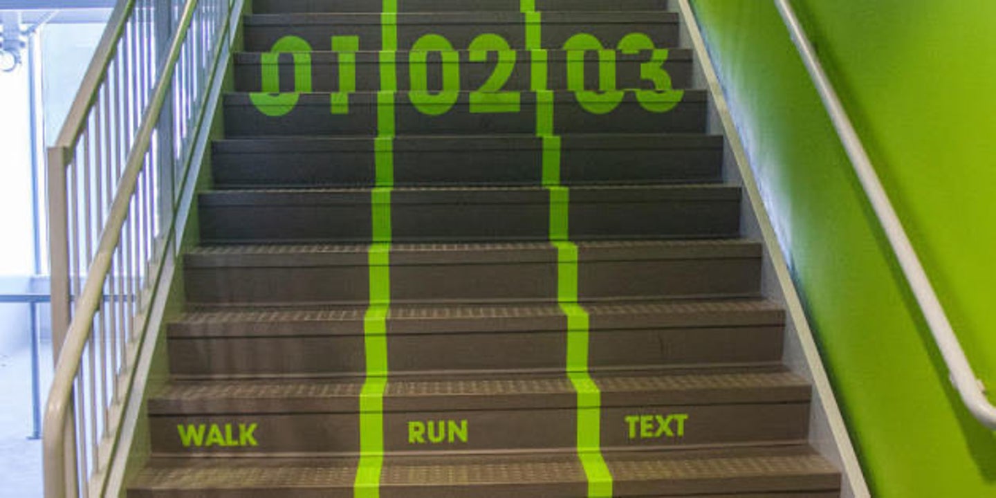 Utah Valley University Designs 'Texting Lane' For Students | HuffPost ...