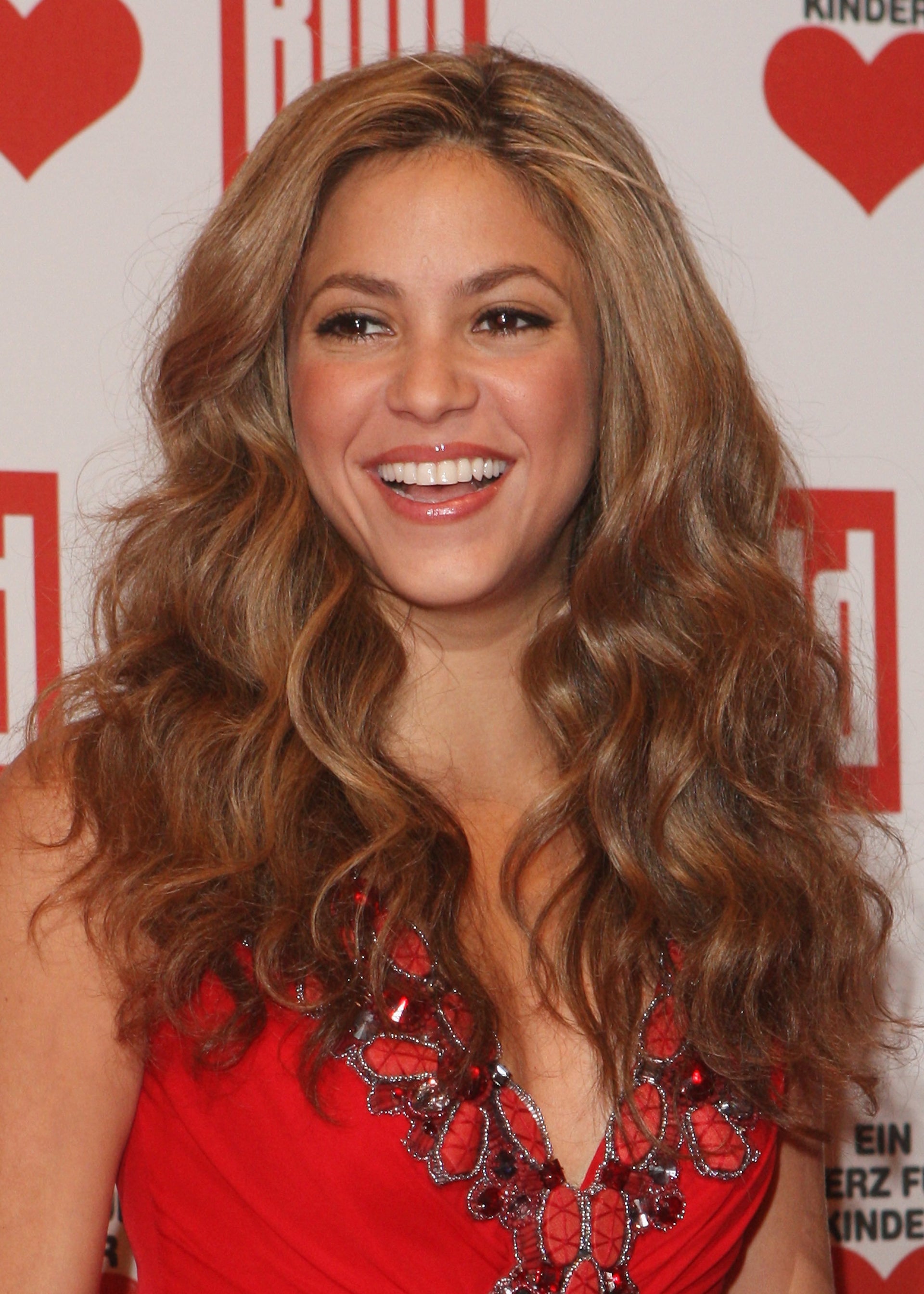 Shakira's Style Evolution Is Astounding (PHOTOS) | HuffPost Voices