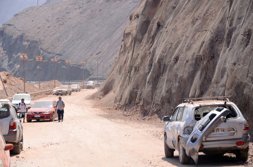 The Destruction Left Behind After Chile's Earthquake (PHOTOS ...