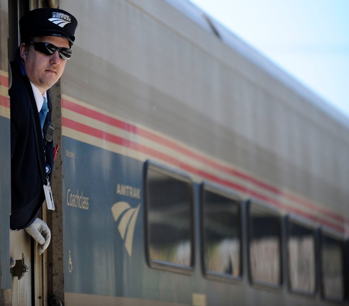 Border Patrol Searching Amtrak And Greyhound For Undocumented ...