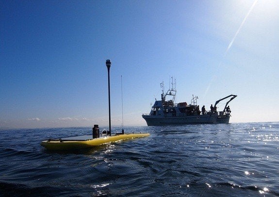 'Wave Glider' Robot Drones Set New Record For Unmanned Ocean Travel ...