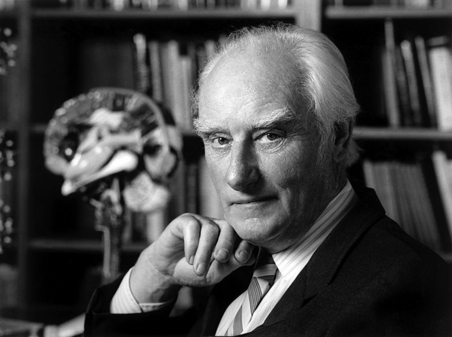 Francis Crick's Nobel Prize Medal For Sale 60 Years After Englishman's ...