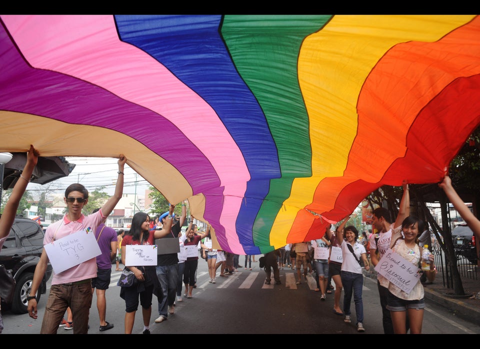 Filipino LGBT Community Marches For Equal Rights And Anti ...