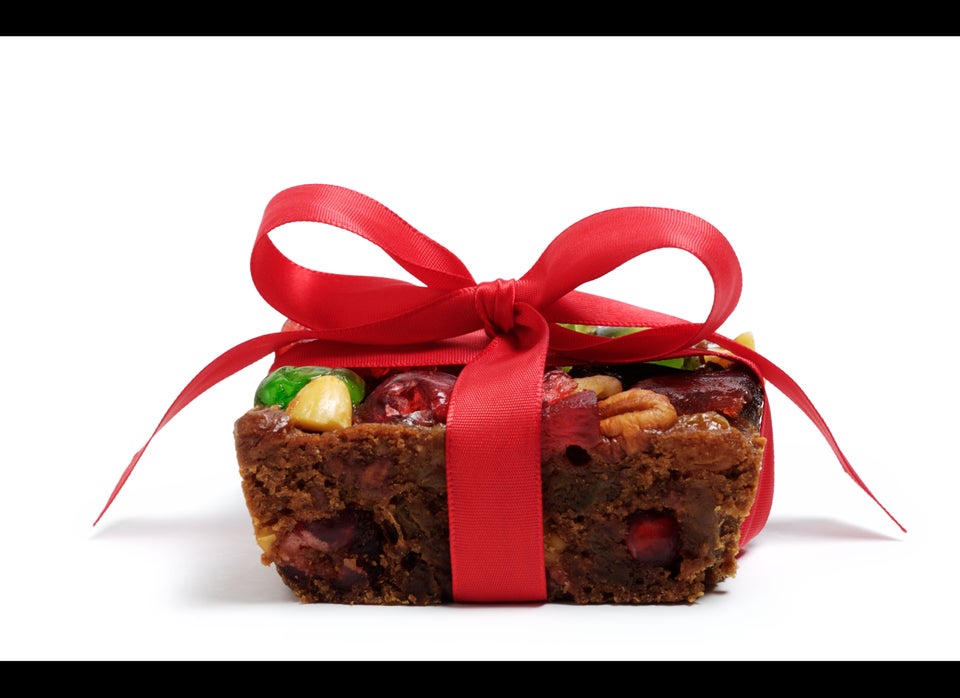 Regifting Christmas Presents: How To Do It Properly | HuffPost Impact