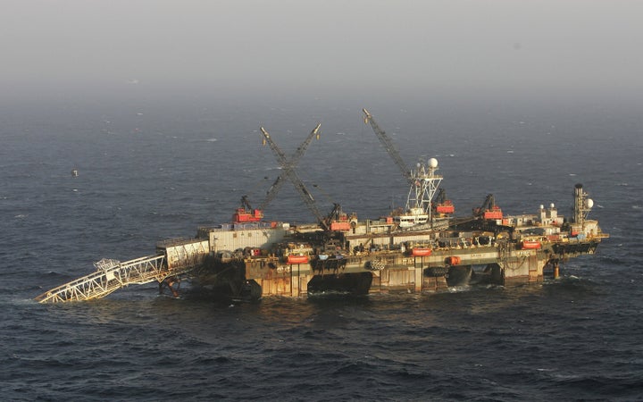 BP Finds Unexploded WWII Mine Near North Sea Oil Pipeline | HuffPost Impact