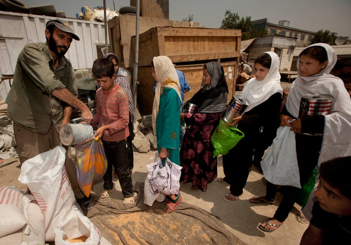 On World Humanitarian Day, Let's Honor Those Who Risk Their Lives To ...