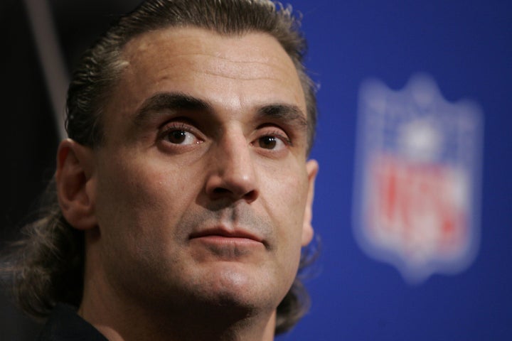 Paralyzed NFL Player, Mike Utley, Still Fighting To Walk, 20 Years ...