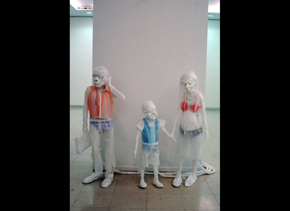 Khalil Chishtee's Plastic Bag Sculptures (PHOTOS) | HuffPost Entertainment