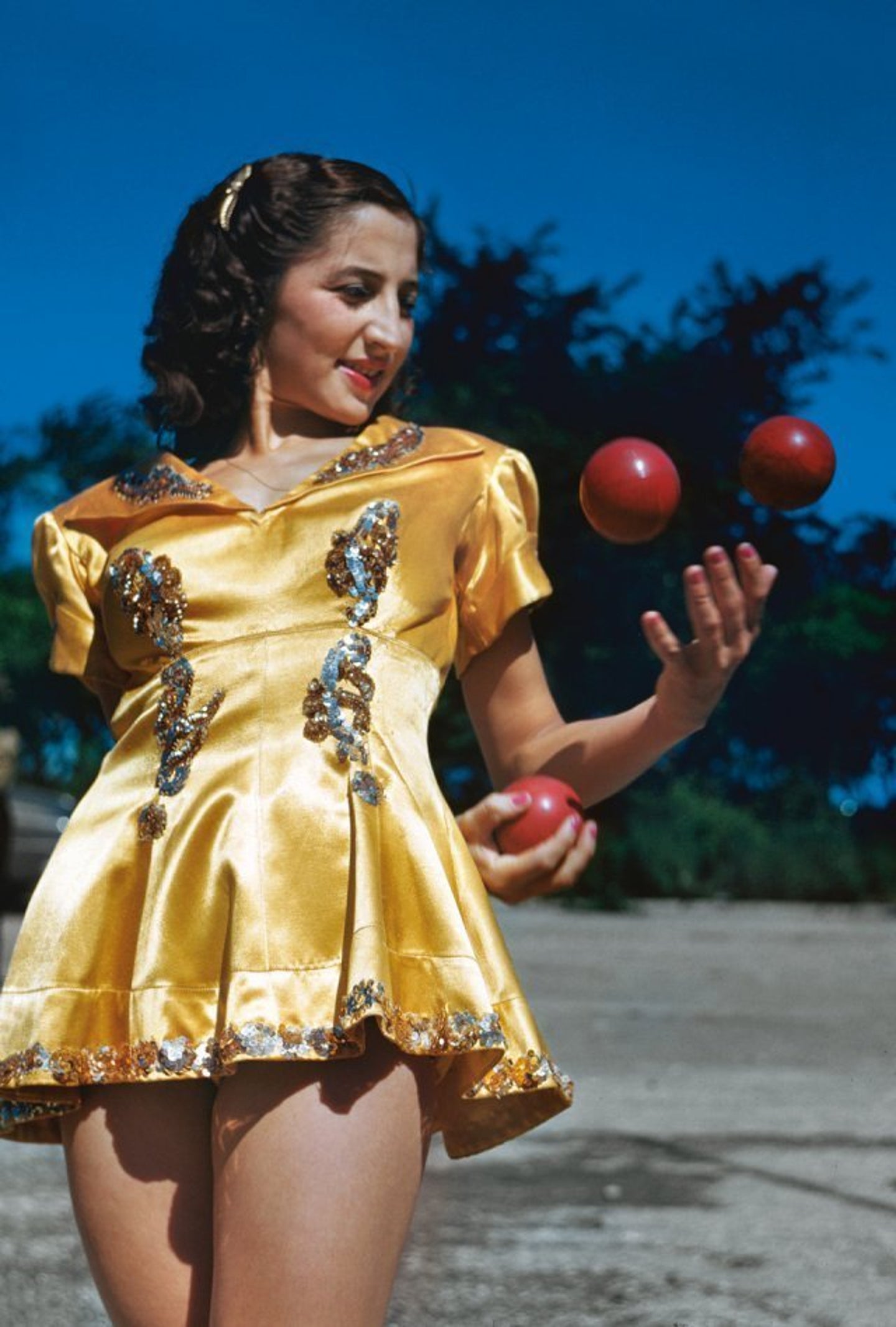 "The Circus. 1870s-1950s" Shows Glitz And Grime Of The American Circus ...