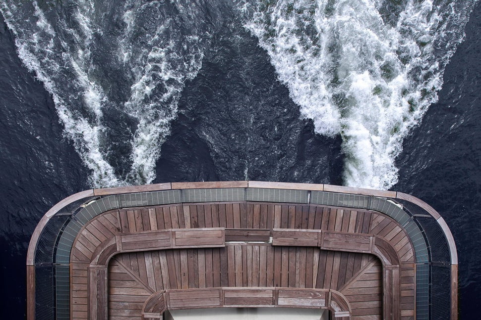 Photographer Gives Glimpse Inside The Barges Floating Across Our Planet ...