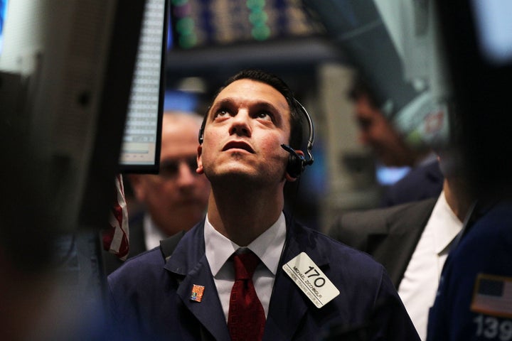 Wall Street's Youngest Employees May Be Hit With Pay Freeze This Year ...
