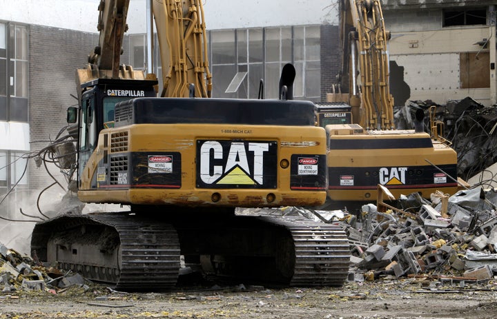 Caterpillar Prepares For Strike After Union Rejects New Contract Offer ...