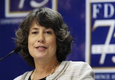 FDIC Chairman Sheila Bair Committed To Independent Consumer Agency ...