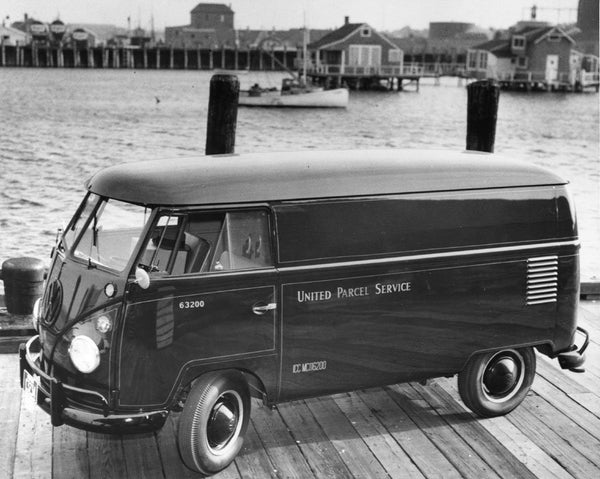 These Old School Photos Show The Evolution Of UPS' Big Brown Delivery ...