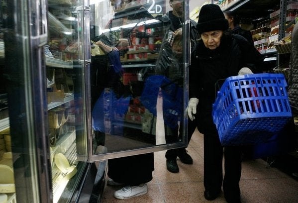 Low Consumer Spending Taking Toll On Economy | HuffPost Impact