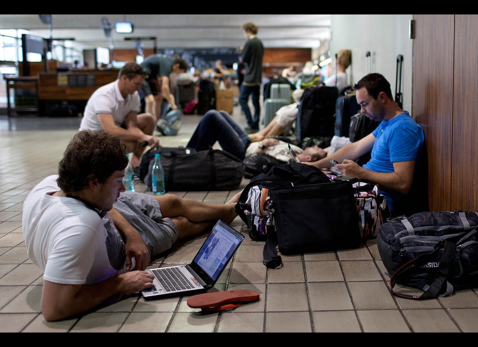 One In Four Households In The World Use Wi-Fi | HuffPost Impact