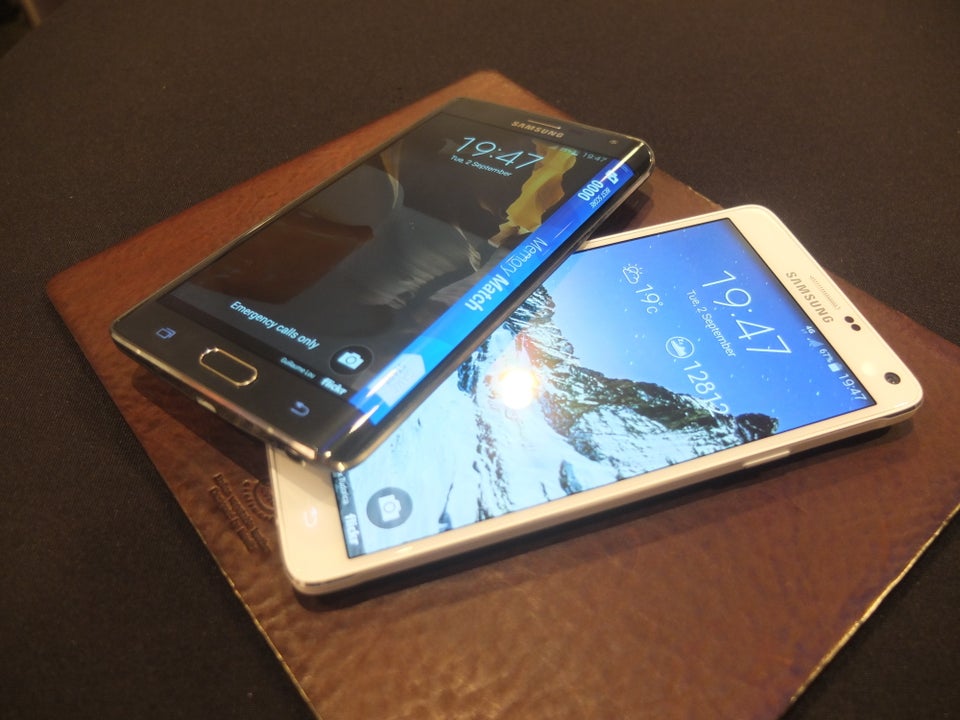 Samsung Launches New Virtual Reality Headset With Gear VR | HuffPost Life