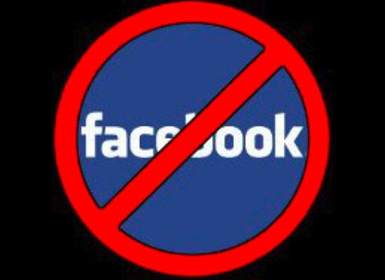 Facebook Goes Down: Users Take To Twitter To Report Outage (UPDATE ...