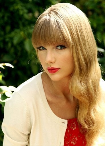 Taylor Swift Endorses No One: Singer Won't Talk Politics | HuffPost ... Taylor Swift Endorses No One: Singer Won't Talk Politics | HuffPost ...