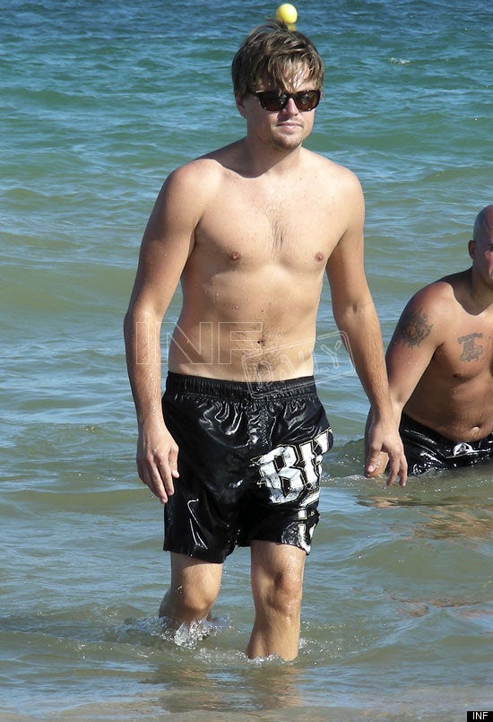 Leonardo Dicaprio Single And Shirtless In Ibiza Huffpost Entertainment