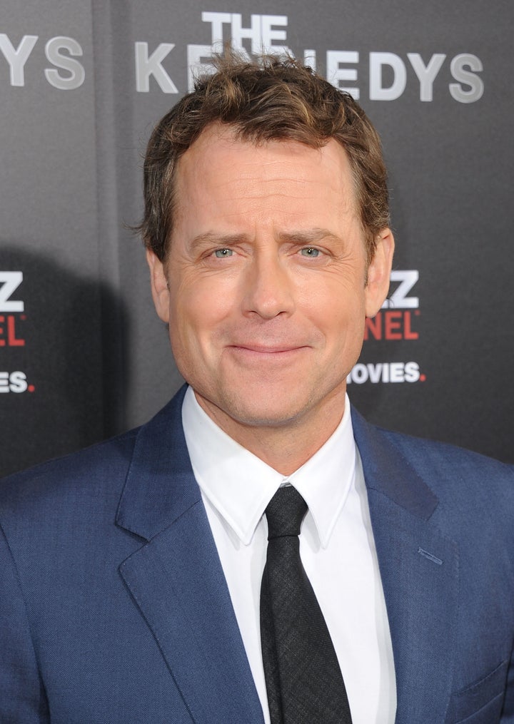 'Anchorman' Casting Continues As Greg Kinnear Nabs A Spot | HuffPost ...