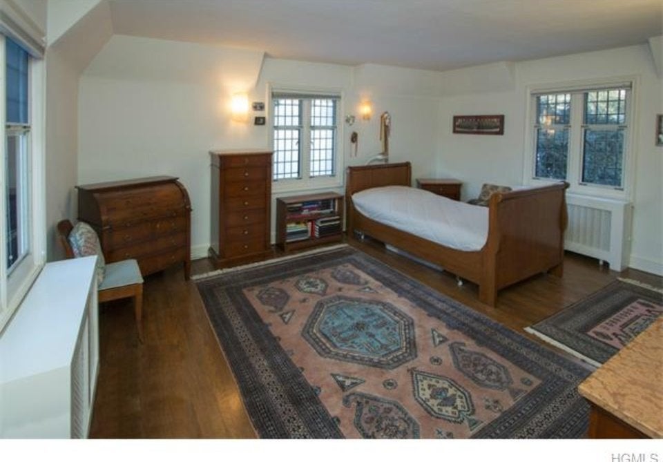 You Can Buy Robert Durst's Childhood Home | HuffPost Entertainment