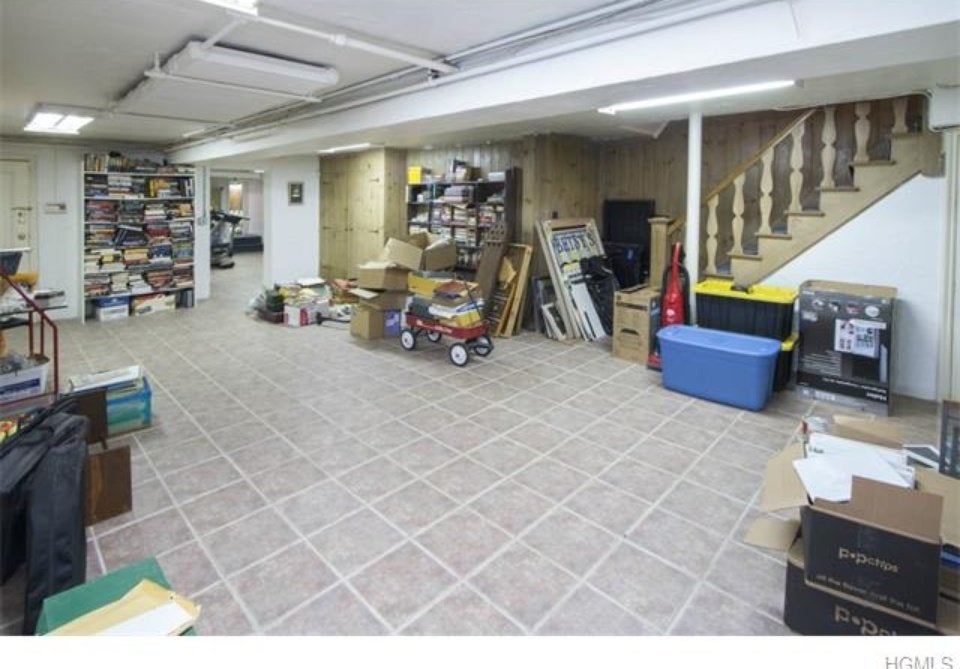 You Can Buy Robert Durst's Childhood Home | HuffPost Entertainment