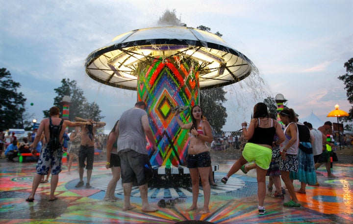 Backstage at Bonnaroo 2011 | HuffPost Entertainment