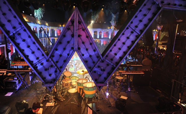 Mikey Welsh Ex Weezer Bassist Predicted Own Death Huffpost