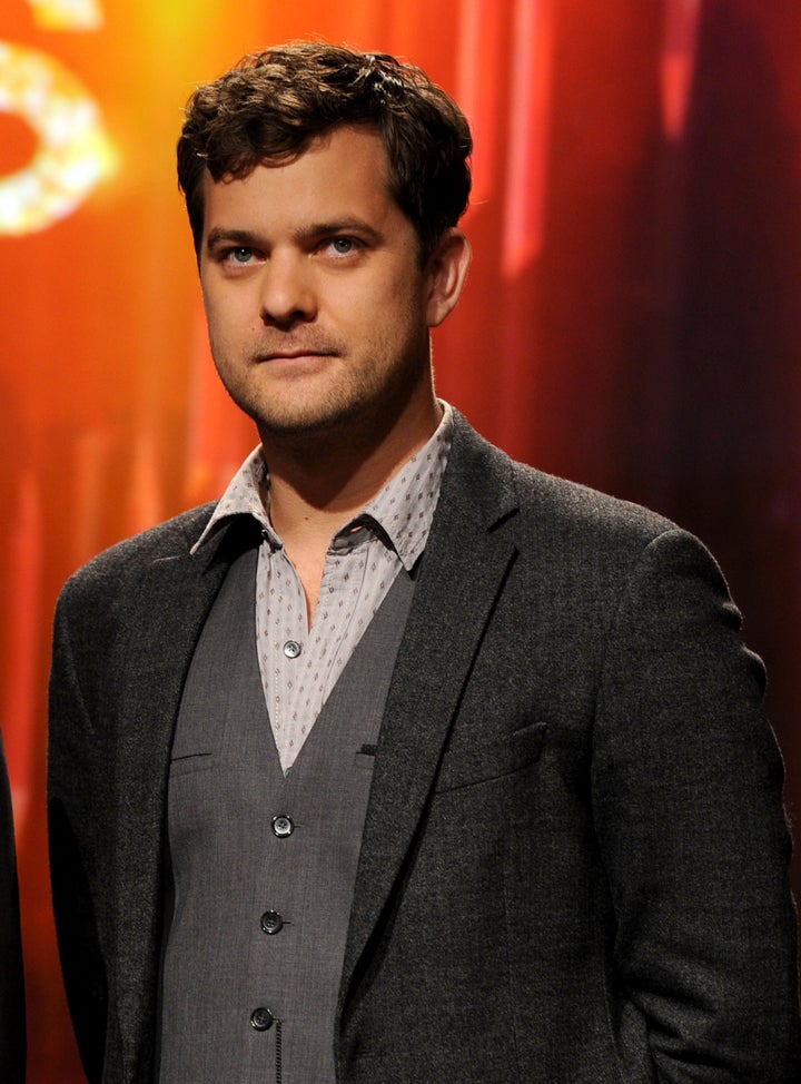 Joshua Jackson Briefly Hospitalized After Allergic Reaction | HuffPost ...