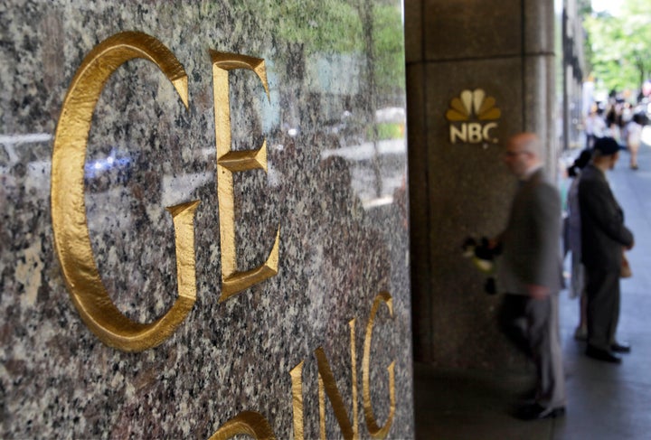 Is NBC News Ducking Story About G.E.? | HuffPost Latest News