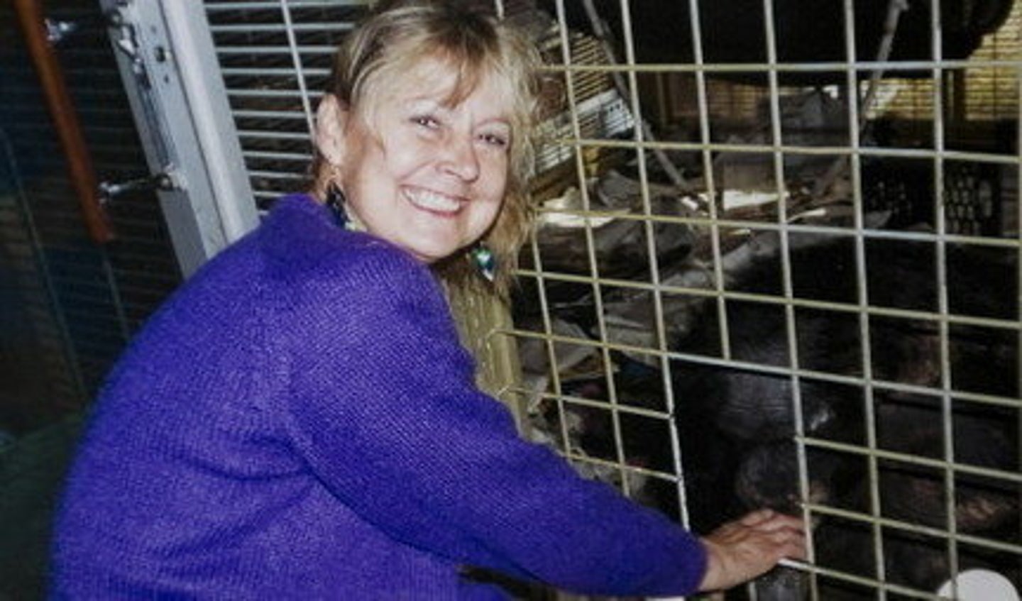 Charla Nash's New Face: Chimp Attack Victim Reveals New Post-Surgery ...