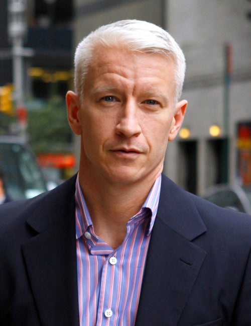 Adolescente Anderson Cooper ☕ Coffee Run & Library Pick Up 📖,