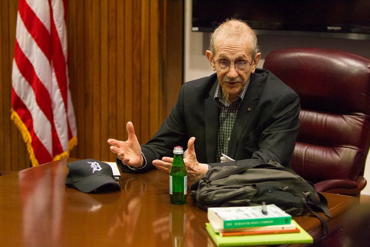 Philip Levine Interview: Former Poet Laureate Talks Where He Likes To ...