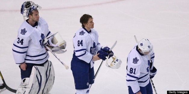 Toronto Sun Cover After Maple Leafs Collapse To Bruins: 'The Choke's On ...